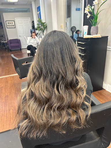 Hokie Hair - Specialist in Beauty Services at 217 N Main St, Blacksburg ...
